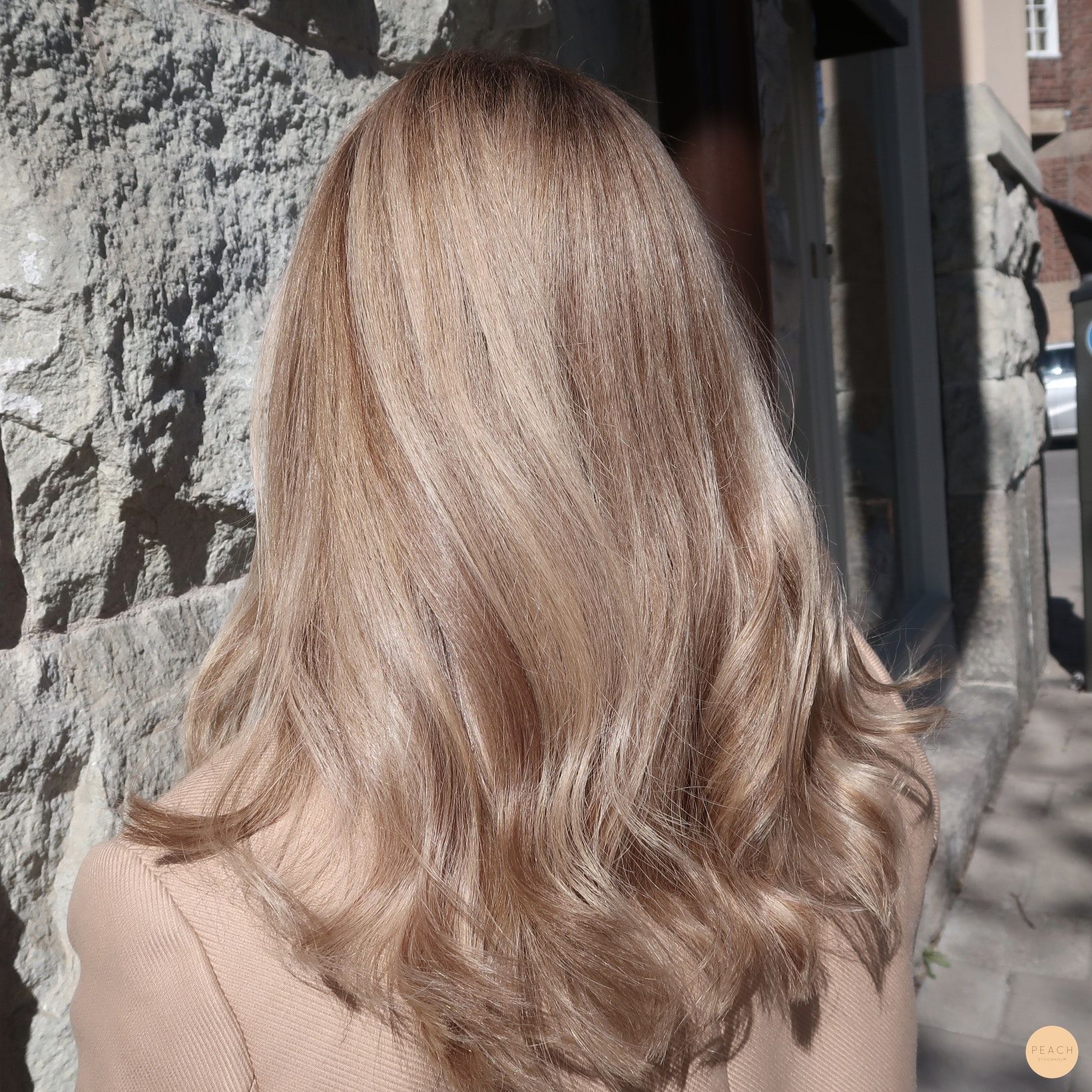 Cabelo loiro bege: dicas + 30 inspirações para adotar a cor da moda