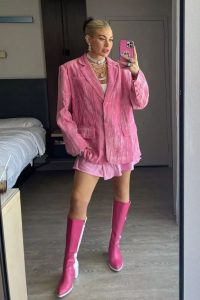 Rosa Barbie Looks: 10 Combinações que Encantam